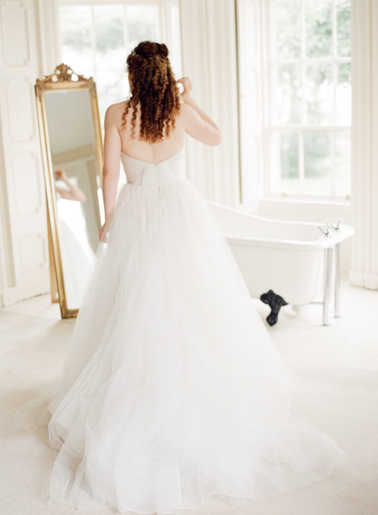 This Irish Wedding Feels Like a Scene from a Romance Novel
